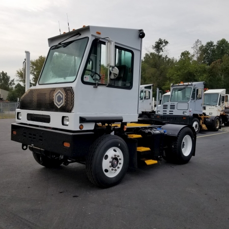 Sabre-5 Yard Trucks - Republic Truck Sales